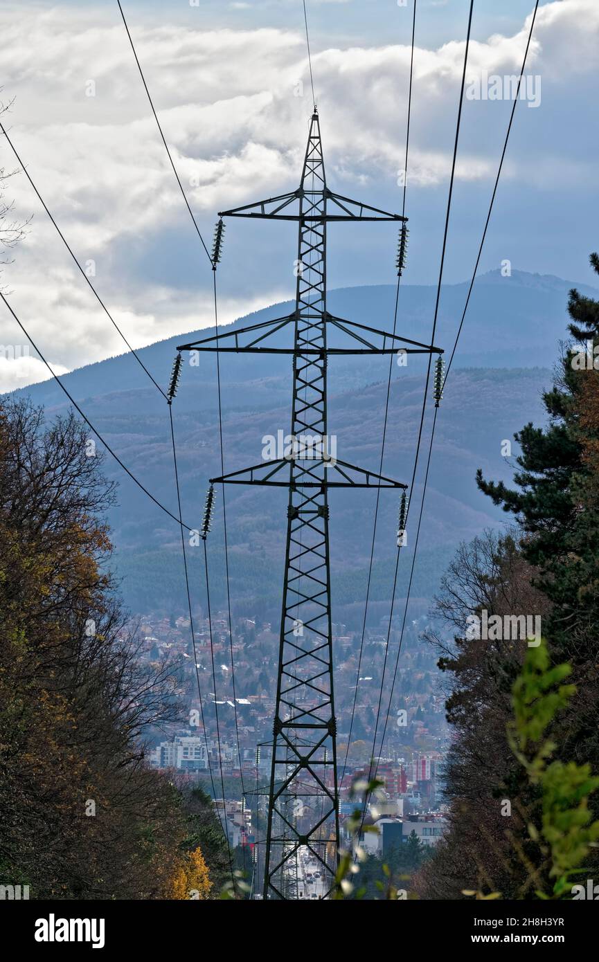 High voltage electrical pole hi-res stock photography and images - Alamy