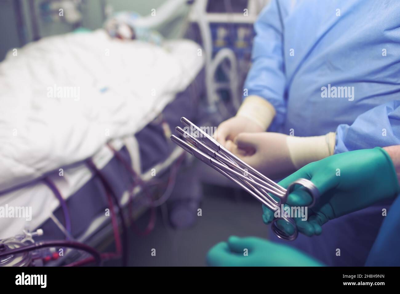 Doctors preparing to the surgery in the hospital Stock Photo - Alamy
