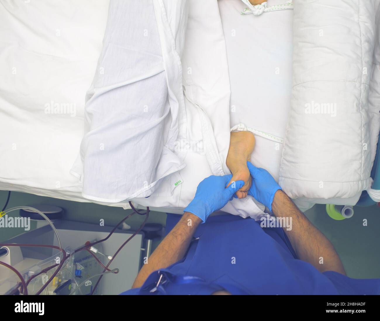 Hospital bed man feet hi-res stock photography and images - Alamy