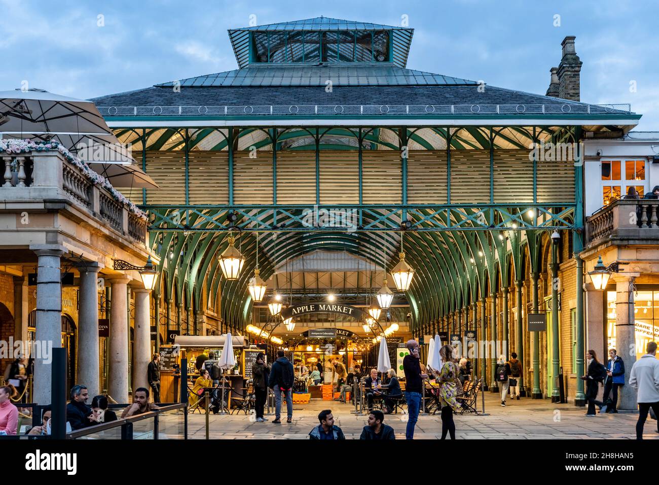 The Piazza, Covent Garden, London, UK Stock Photo - Alamy