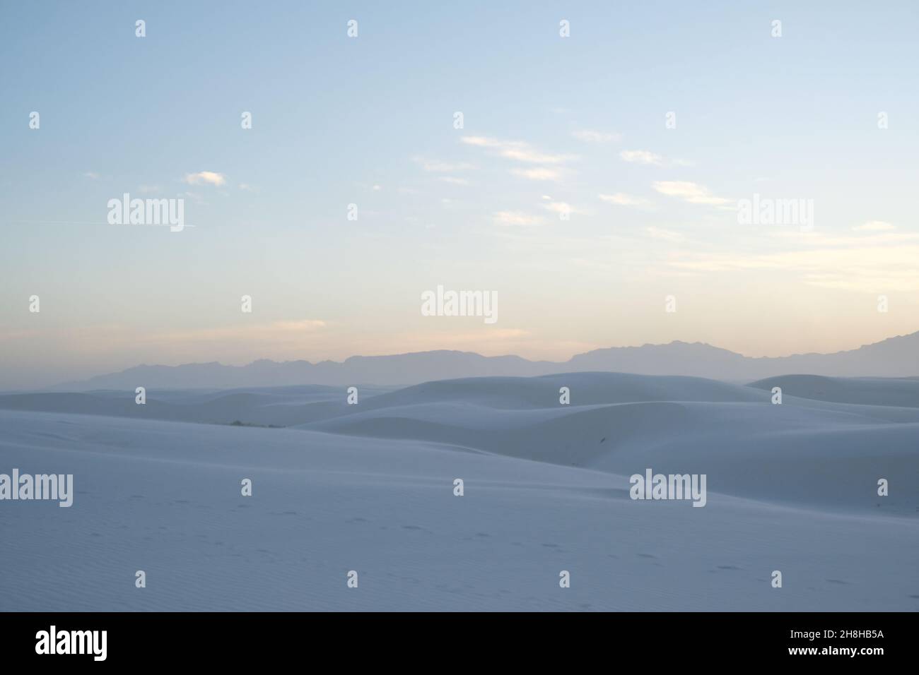Minimalist landscape White Sands National Park, New Mexico at sunset ...