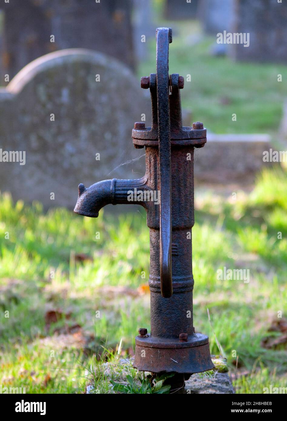 Victorian water pump hi-res stock photography and images - Alamy