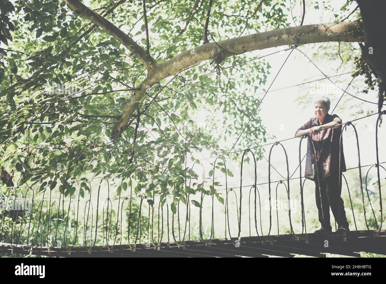 Suspended rope hi-res stock photography and images - Alamy