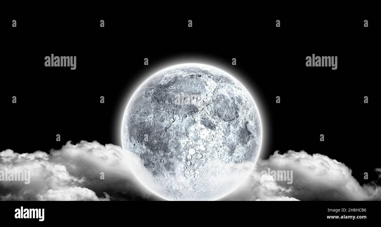 Full moon with clouds hi-res stock photography and images - Alamy