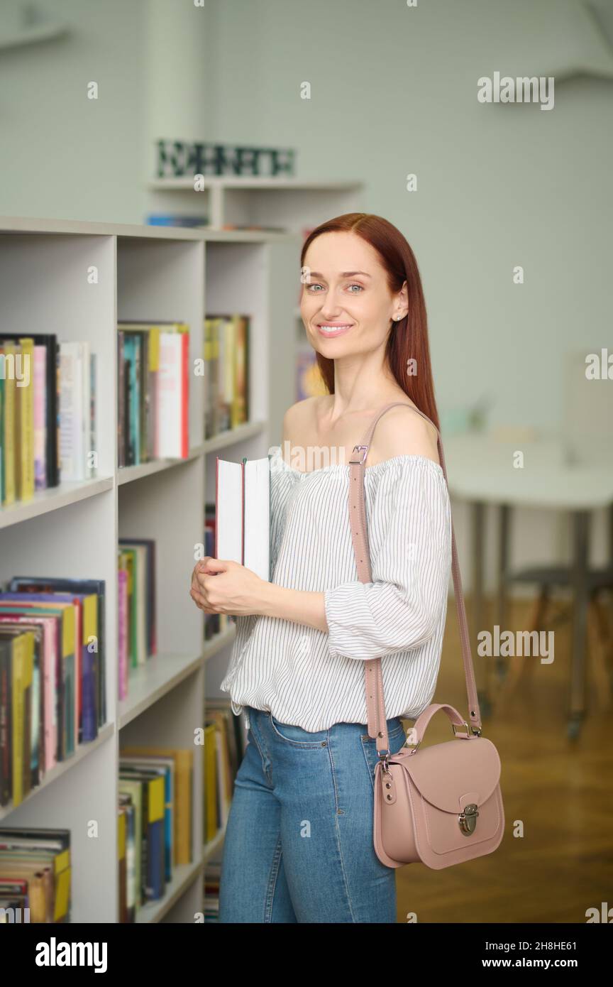 Informative books hi-res stock photography and images - Alamy