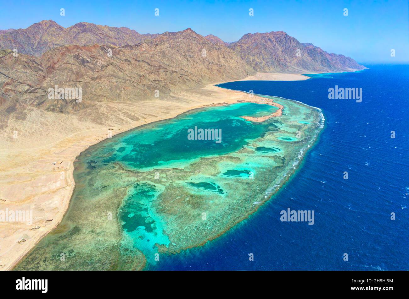 Egypt, Sinaï, Dahab, Abu Galum protected area (aerial view Stock Photo - Alamy