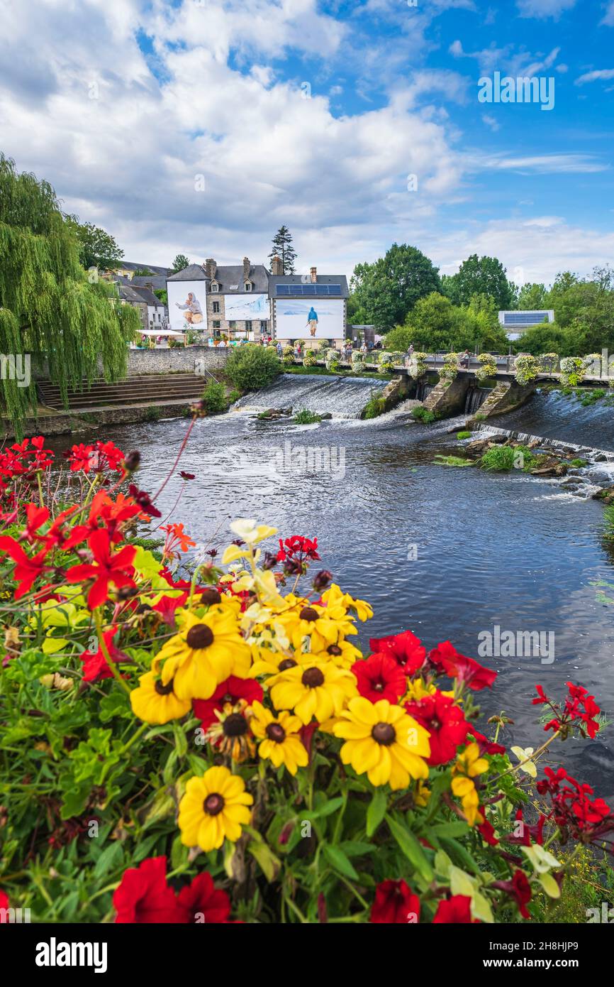 France, Morbihan, La Gacilly, footbridge over the Aff river Stock Photo ...