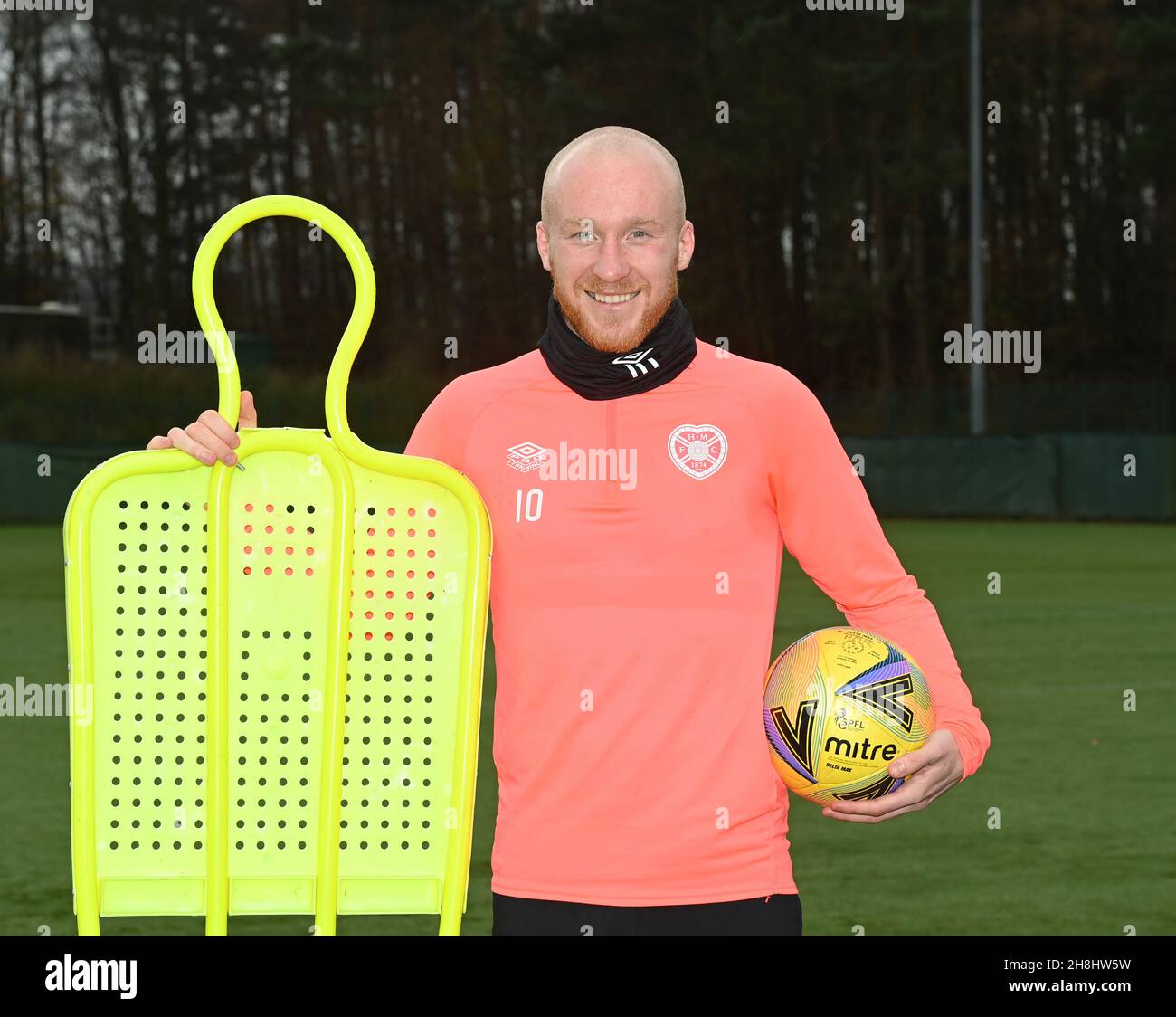 Oriam Edinburgh Scotland .UK . 30th Nov 21 Hearts Striker Liam Boyce ...