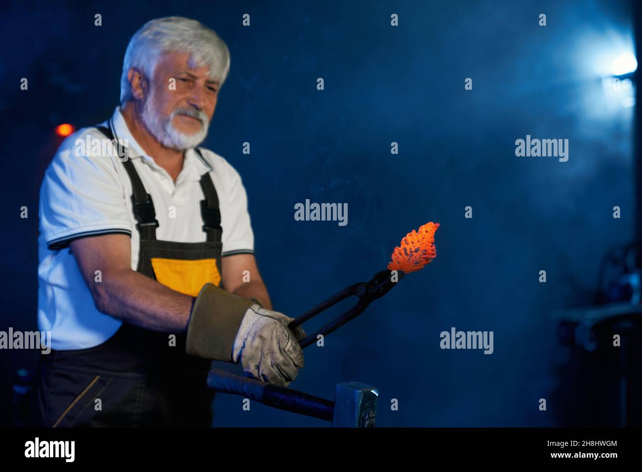 Molten steel hi-res stock photography and images - Alamy