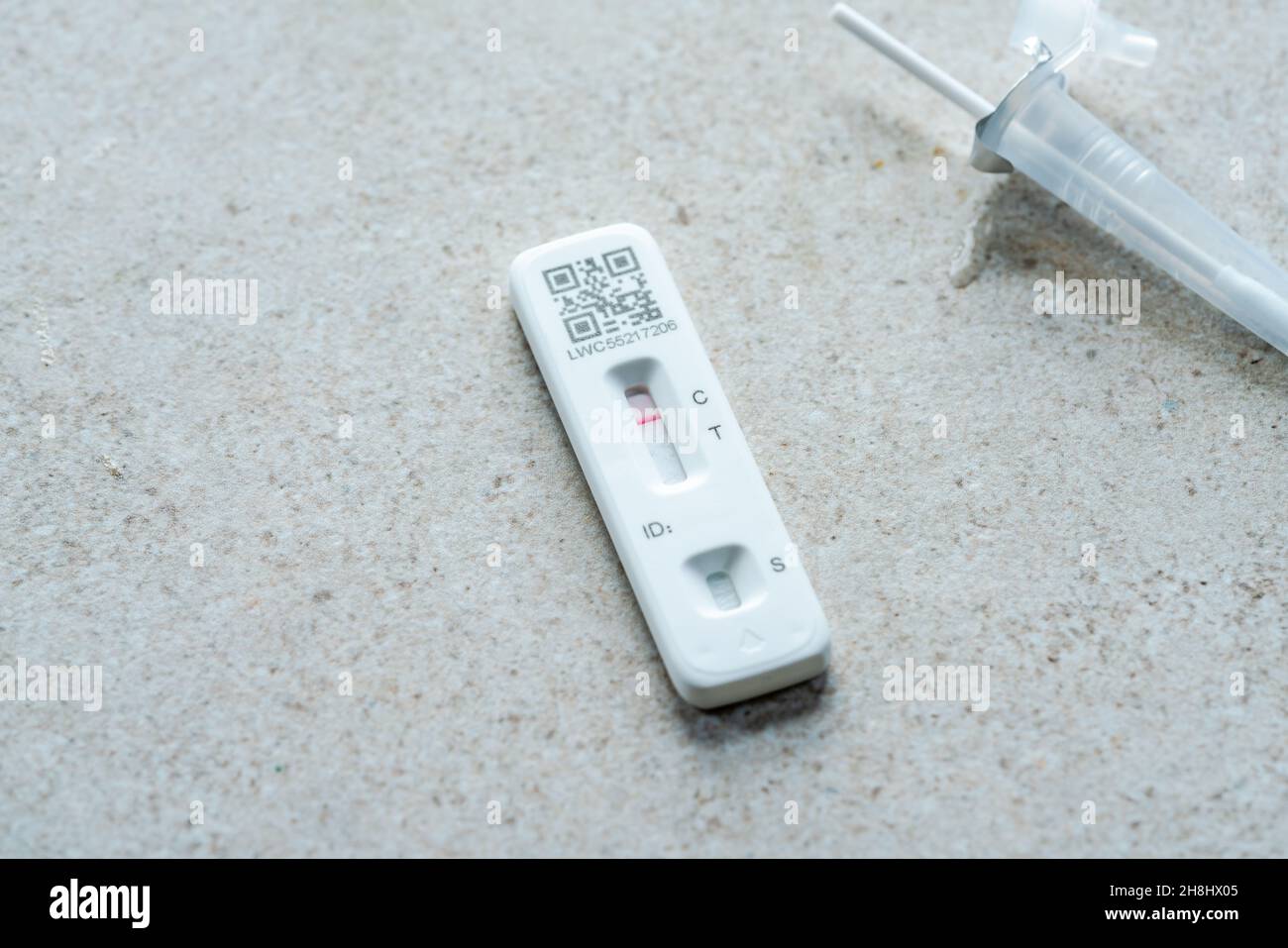 Rapid lateral flow test device shows negative coronavirus result Stock ...