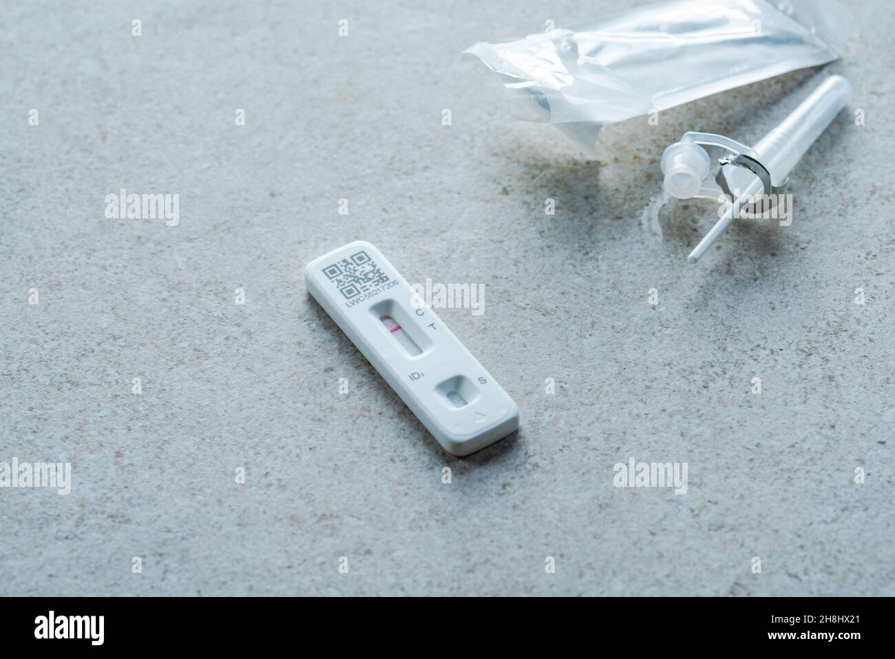 Rapid lateral flow test device shows negative coronavirus result Stock ...