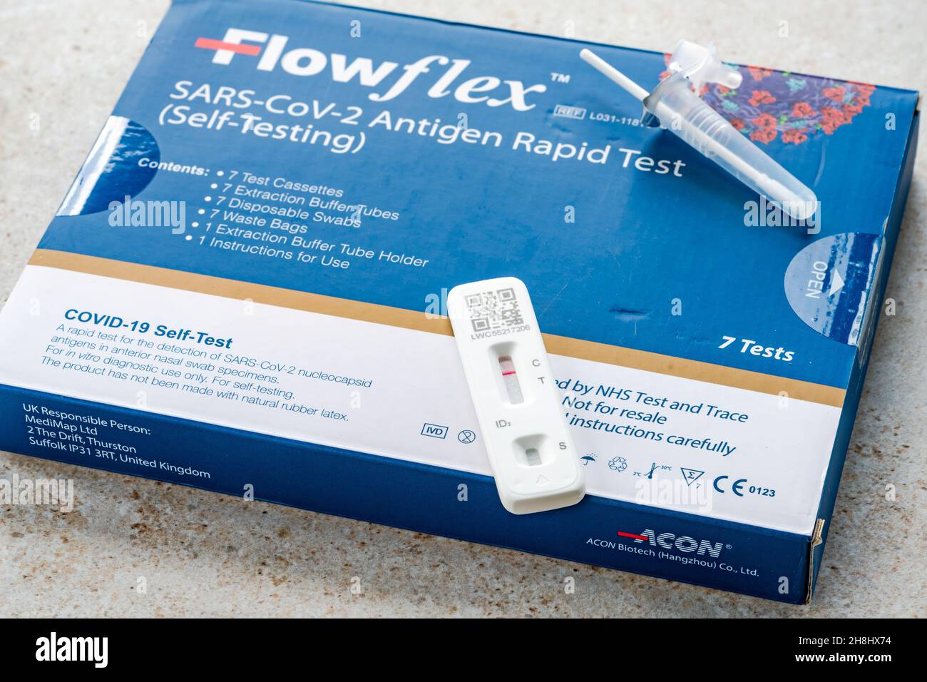 Positive lateral flow tests hi-res stock photography and images - Alamy