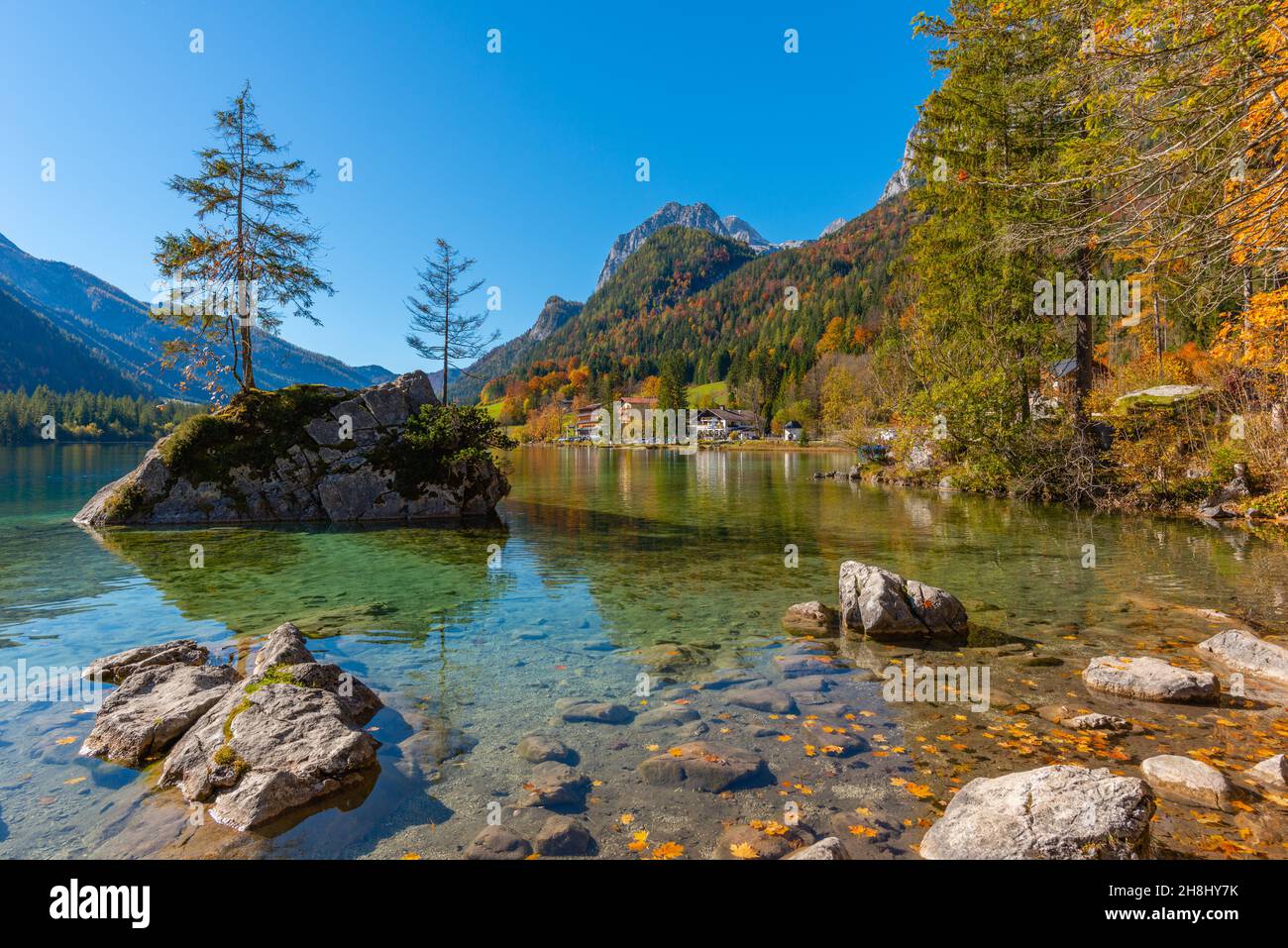 Lake Hintersee in the Bavarian Alps in its wonderful autumn colors ...