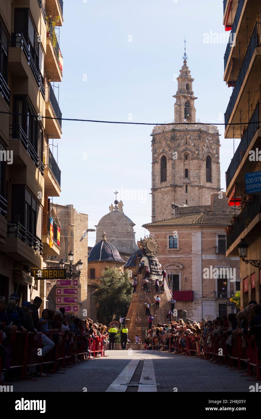 La Ofrena de Flors. The Valencia Fallas festivity. Added to the UNESCO ...