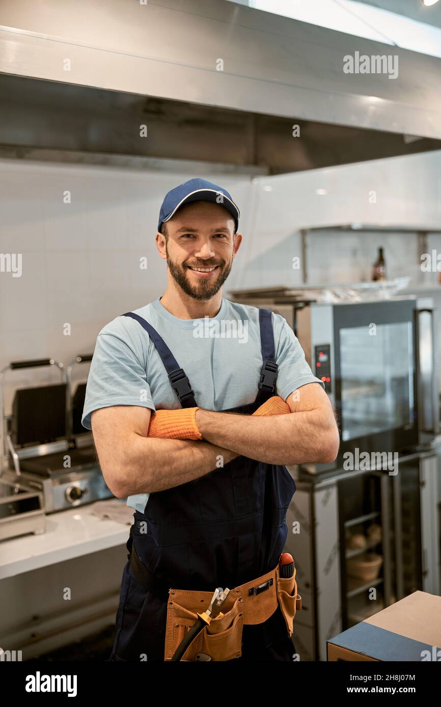 Man builder cafe hi-res stock photography and images - Alamy