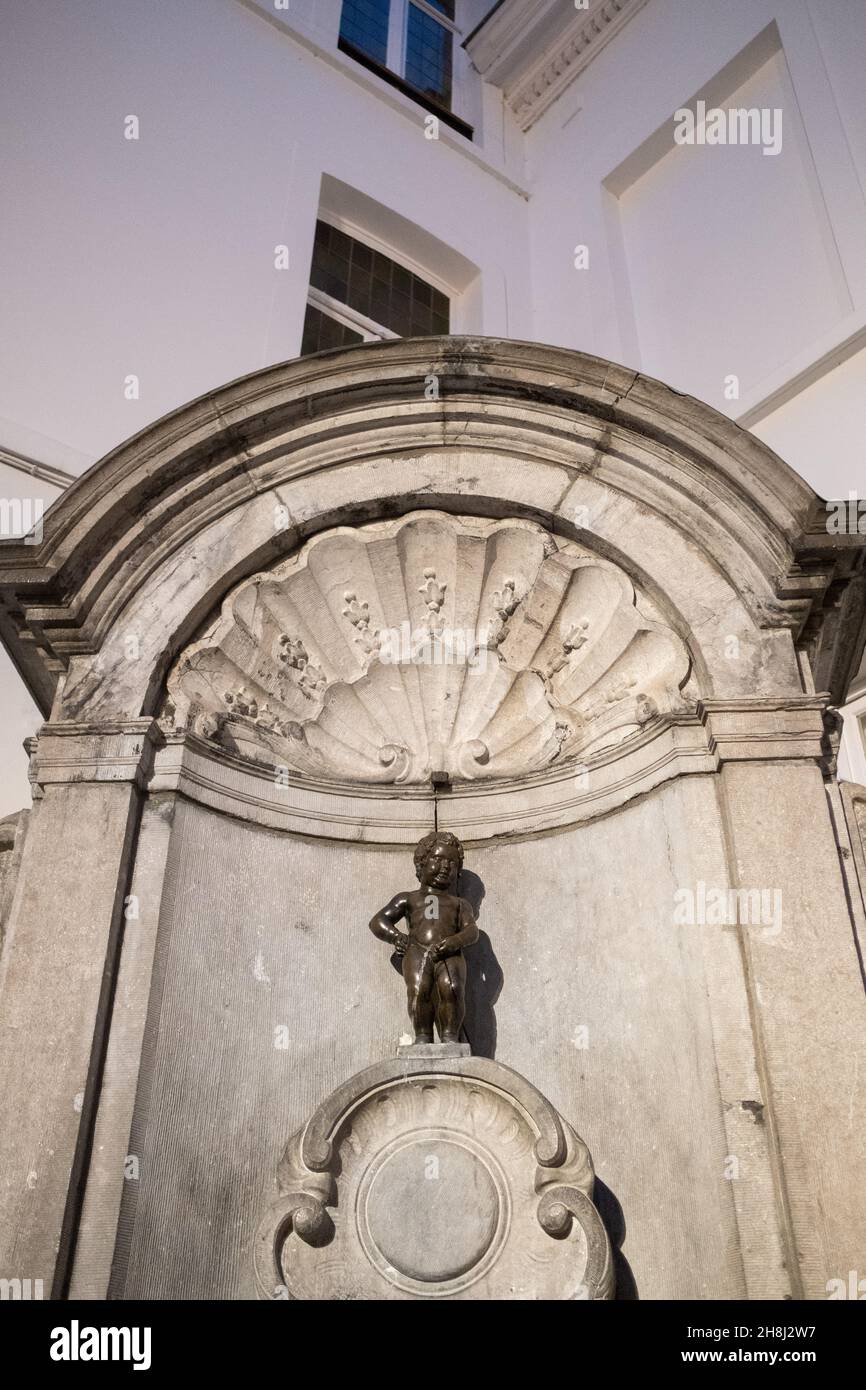 Belgium, Brussels. The Manneken Pis, famous 17th century fountain with ...