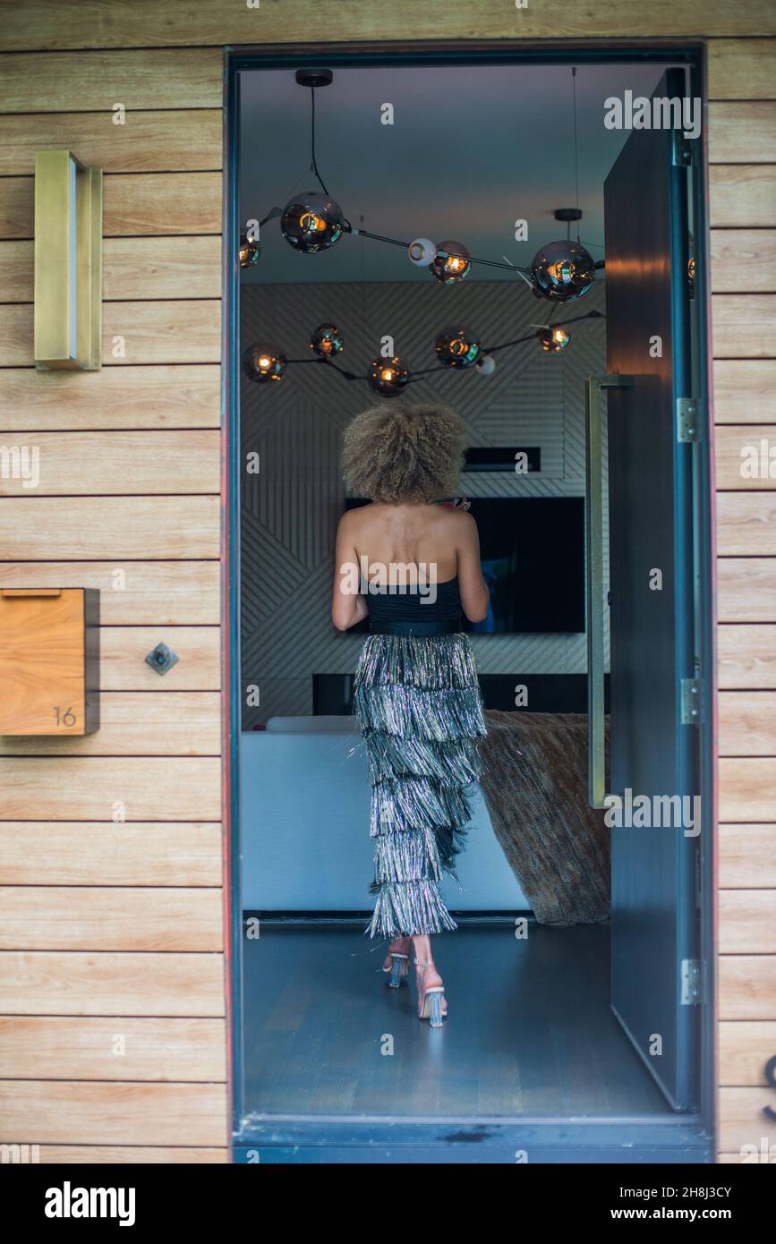 Leading you into her home with the front door open Stock Photo - Alamy