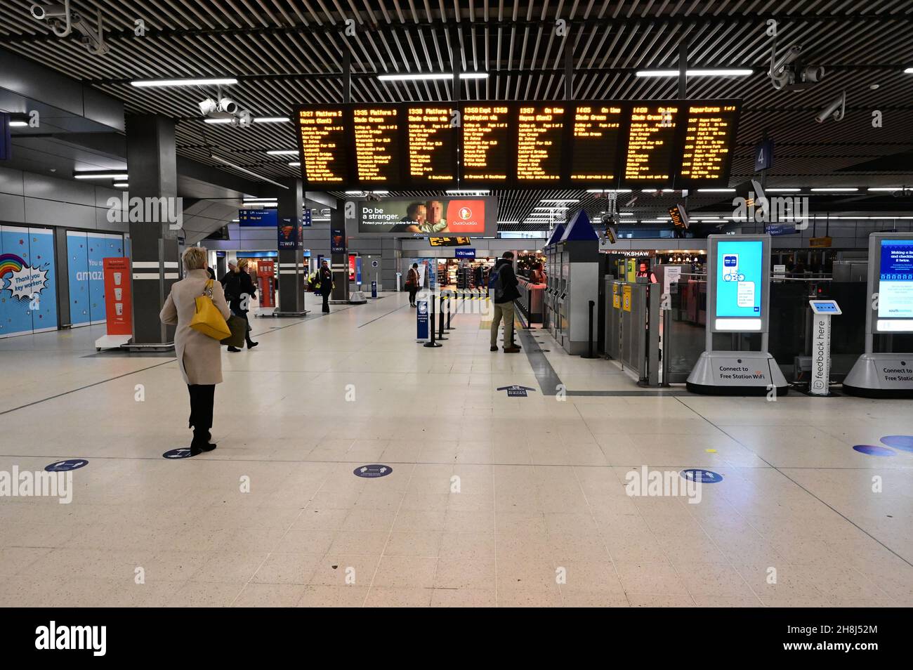 Cannon street station in London Stock Photo - Alamy