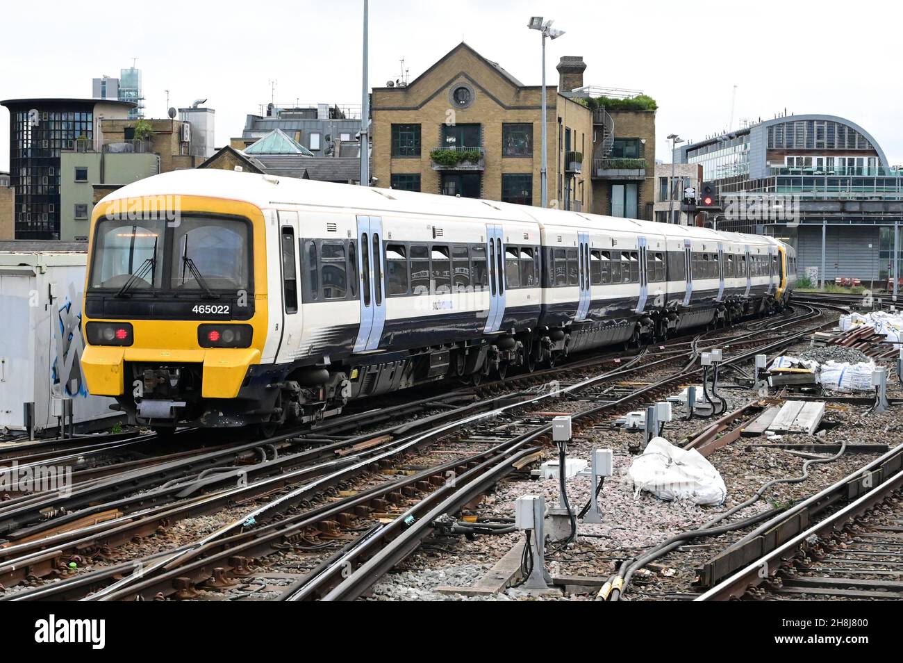 465 class train hi-res stock photography and images - Alamy