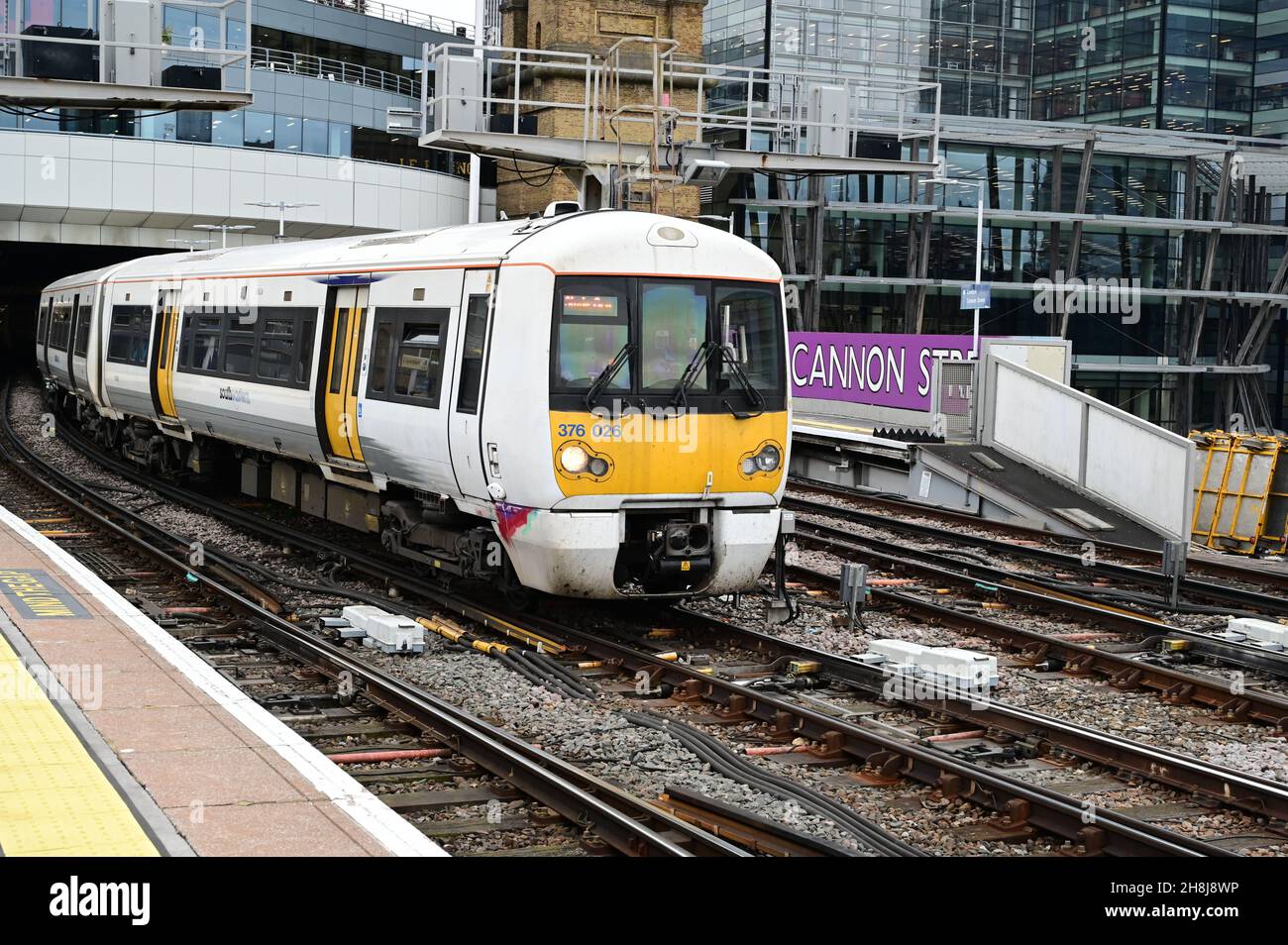 London, London City, UK-November 30th 2021: A southeastern class 376 ...