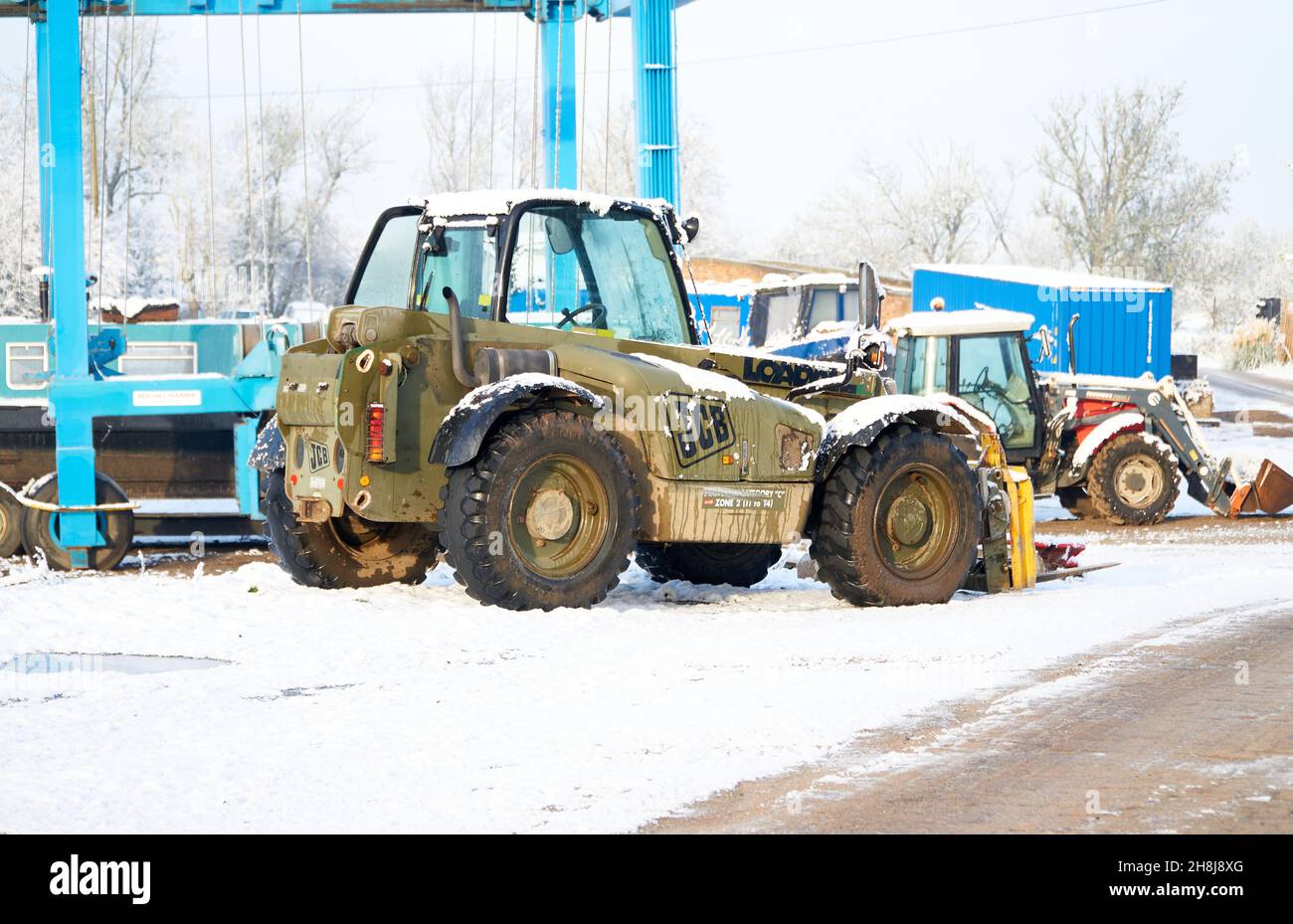 Telehandler tyre hi-res stock photography and images - Alamy