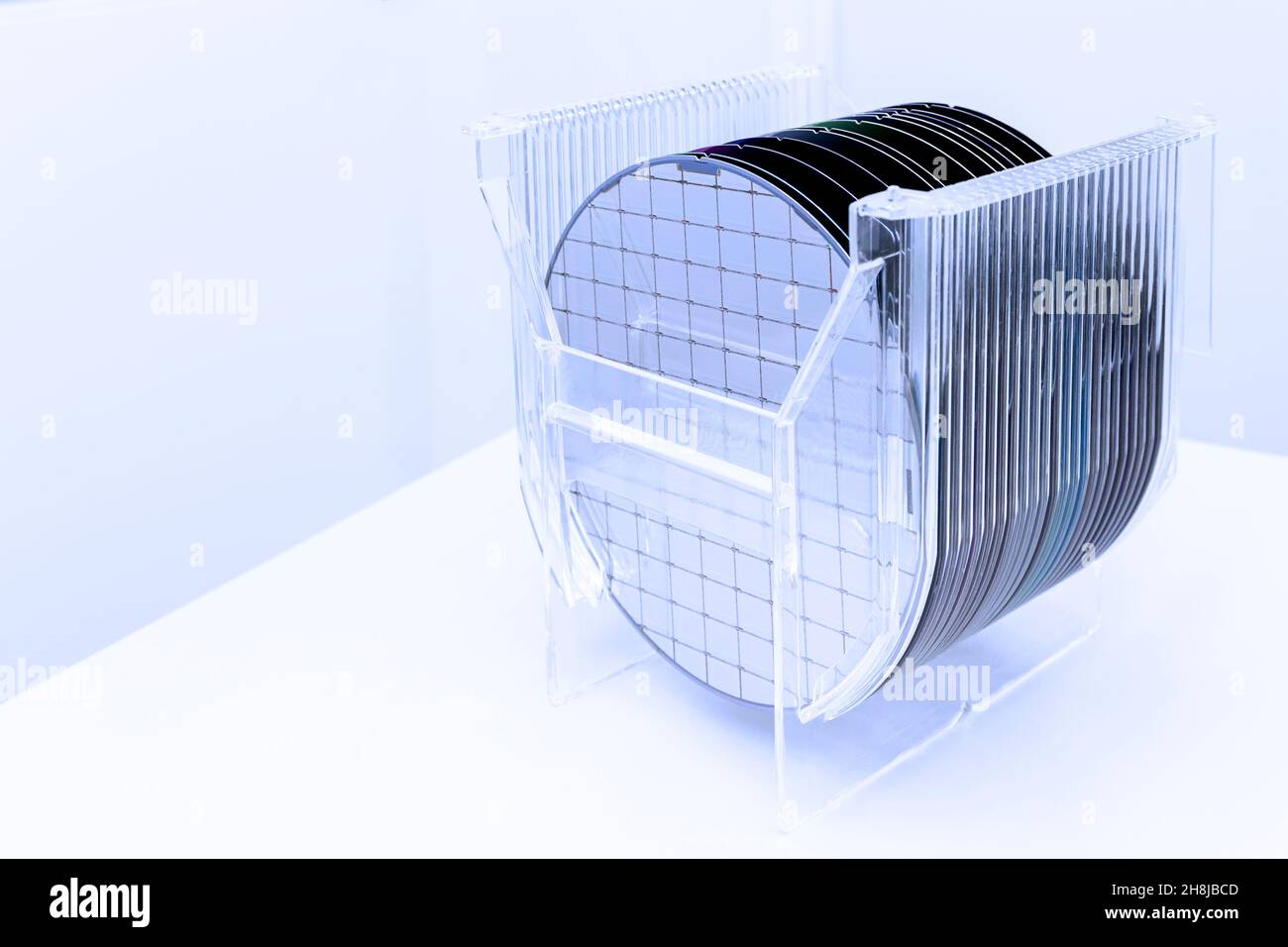 Silicon wafers prepared for chip production Stock Photo - Alamy