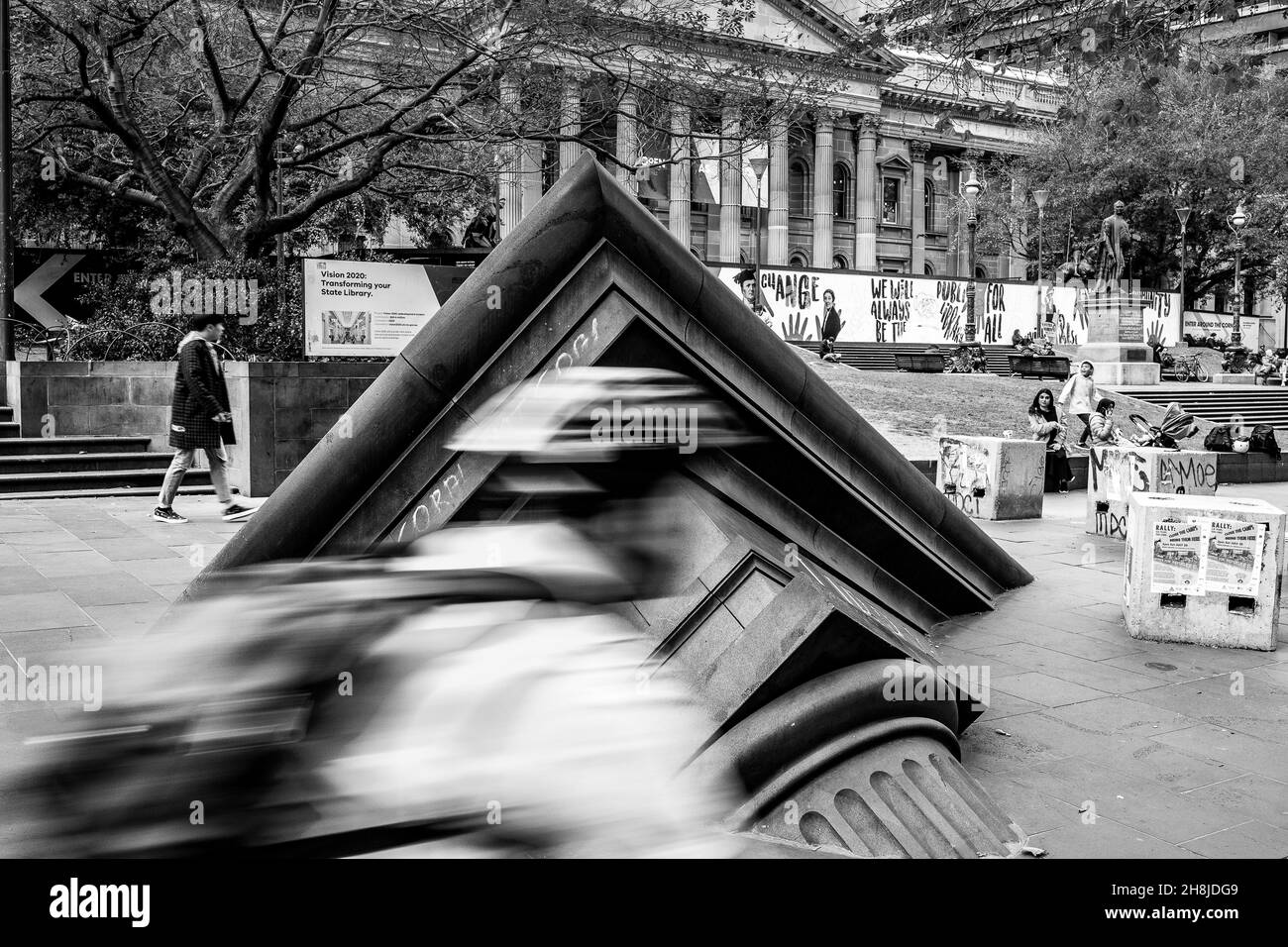 MELBOUR, AUSTRALIA - Nov 16, 2019: A grayscale view of Melbourne city ...