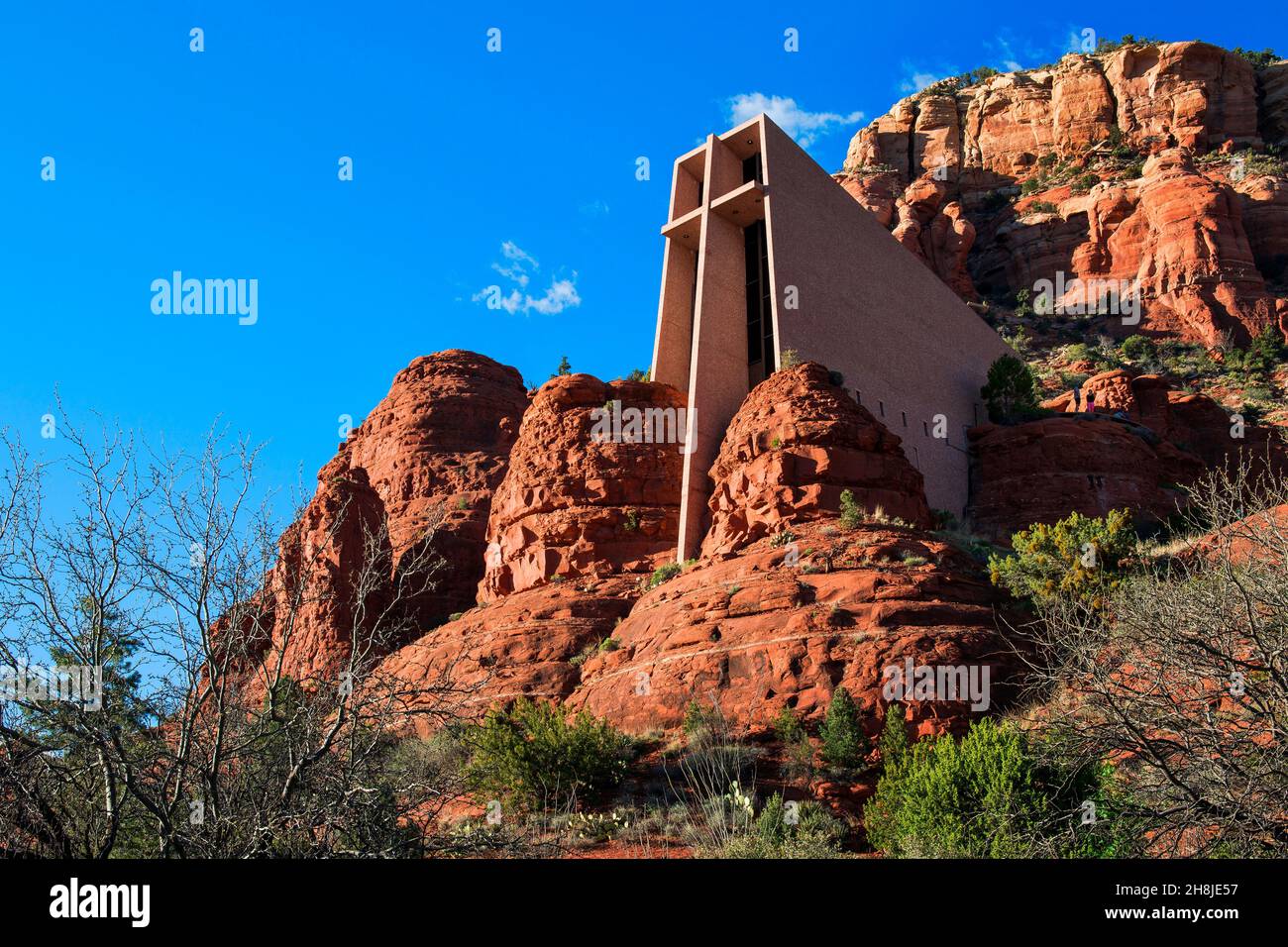 Chapel of the Holy Cross, Roman Catholic chapel in Sedona, Arizona ...