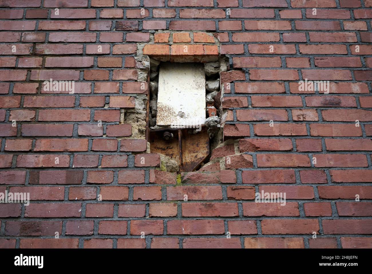 Closeup of a damaged brick wall Stock Photo - Alamy