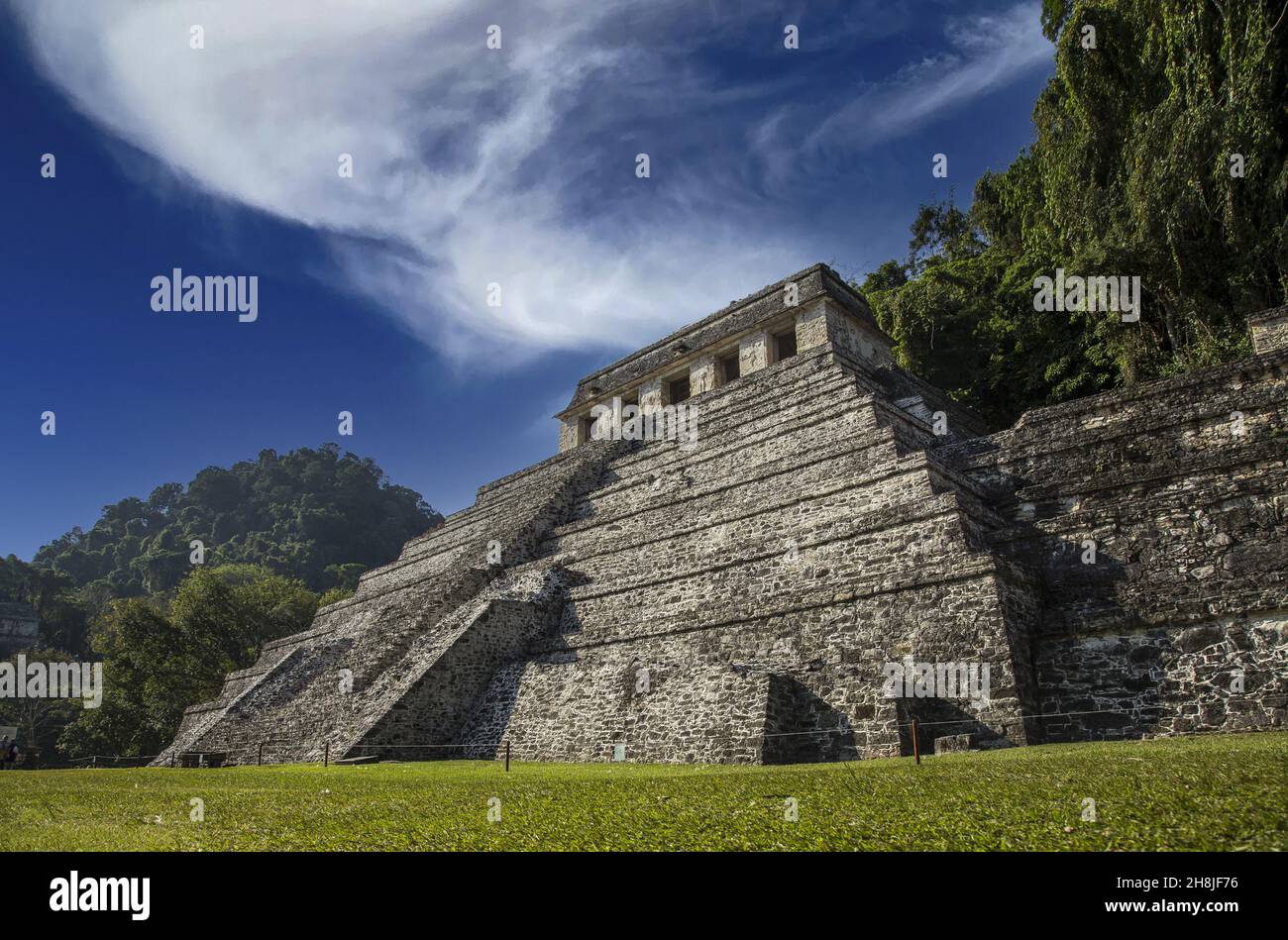 Temple of the Inscriptions in Palenque, Yucatan, Mexico Stock Photo - Alamy