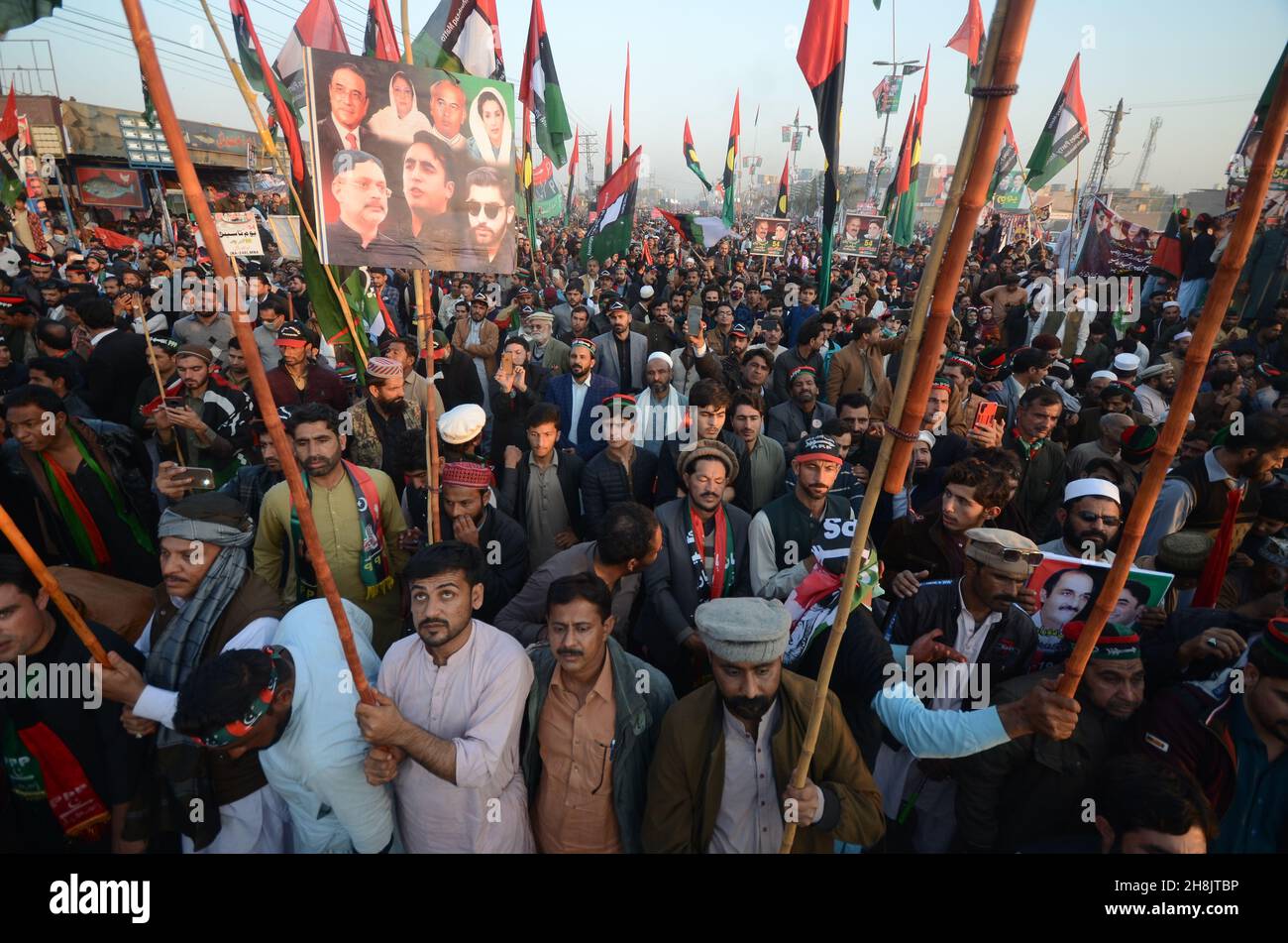 Peshawar, Khyber Pakhtunkhwa, Pakistan. 30th Nov, 2021. PPP Chairman ...