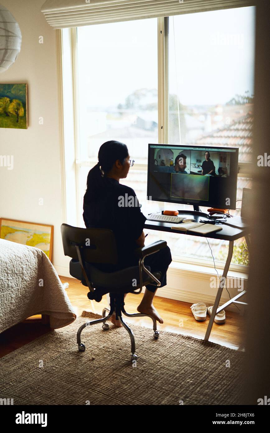 Office home desk screens hi-res stock photography and images - Alamy