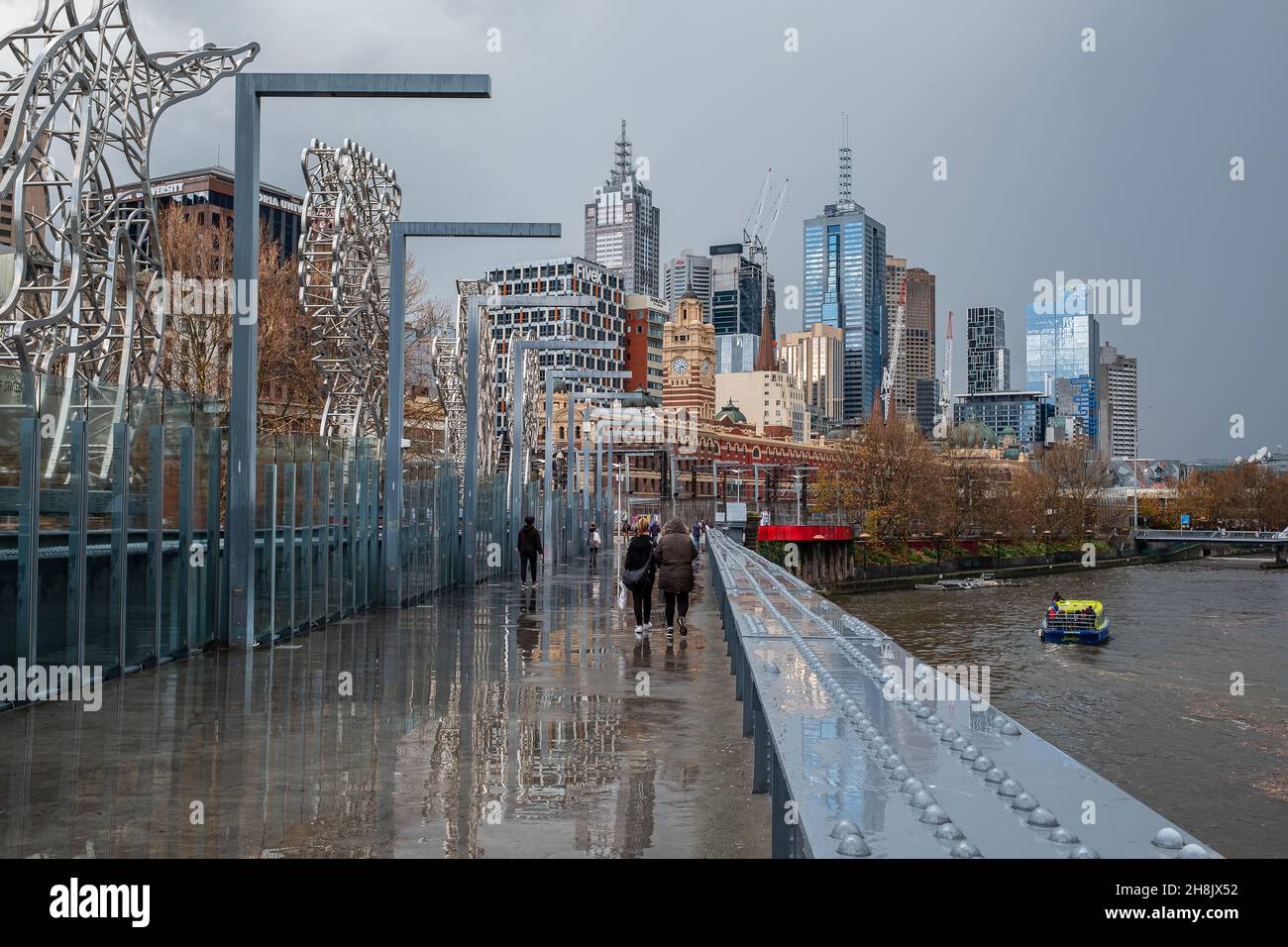 MELBOUR, AUSTRALIA - Nov 16, 2019: A beautiful view of Melbourne city ...