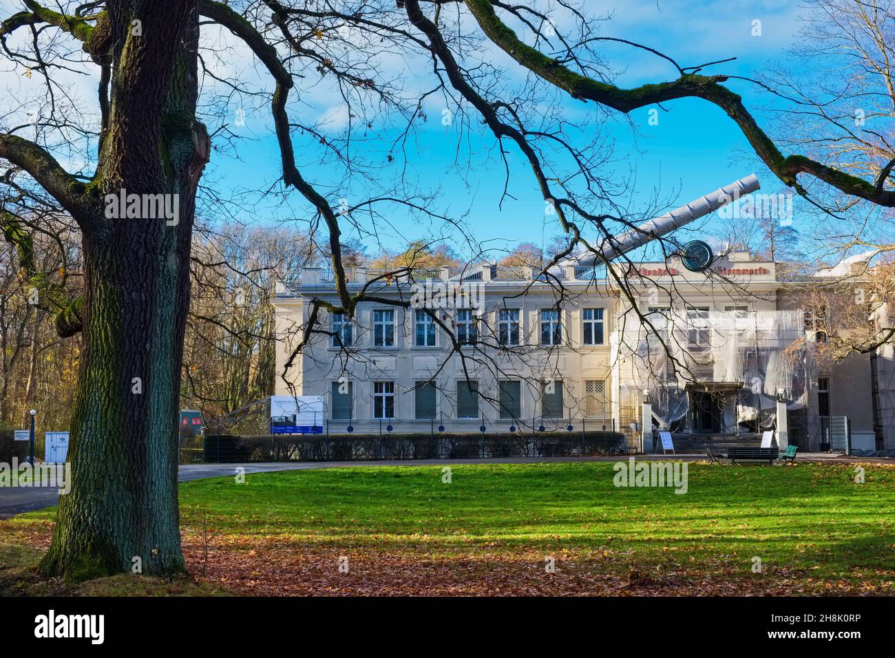 Archenhold Observatory, Treptower Park, Berlin, Germany Stock Photo - Alamy