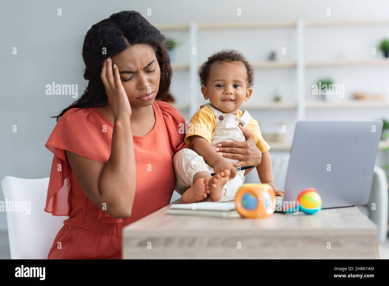 Female child stress computer hi-res stock photography and images - Alamy