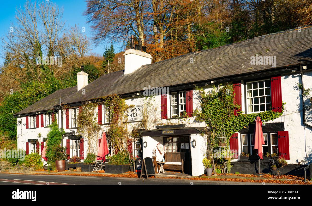 Ty Gwyn Hotel, Betws-Y-Coed, North Wales, former Coaching Inn, still ...