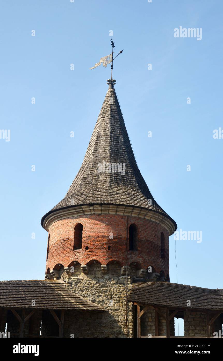 Wall and tower of a medieval European fortress Stock Photo - Alamy