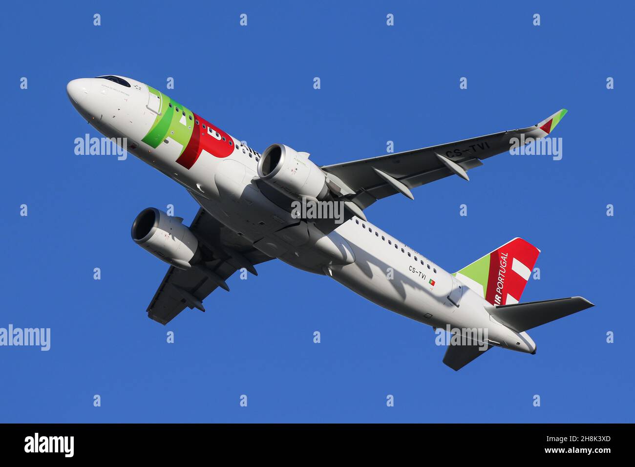 An Airbus A320 NEO operated by TAP Air Portugal departs from London ...