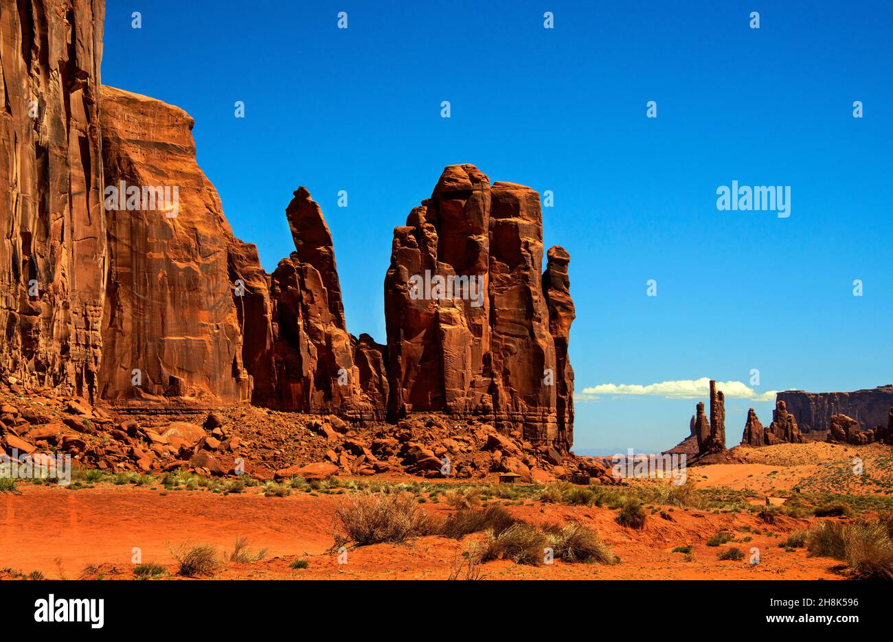 Monument Valley, Colorado Plateau, Arizona-Utah border Stock Photo - Alamy