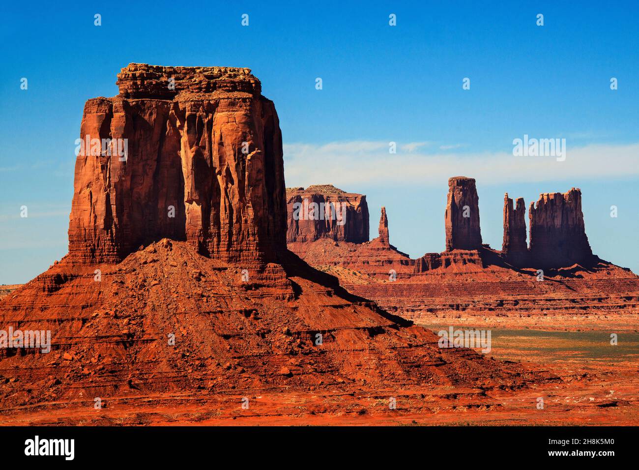 Monument Valley, Colorado Plateau, Arizona-Utah border Stock Photo - Alamy