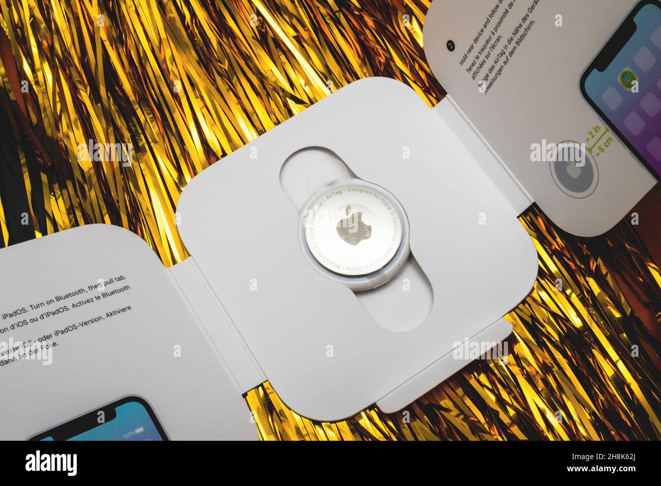 Security tag tracker hi-res stock photography and images - Alamy