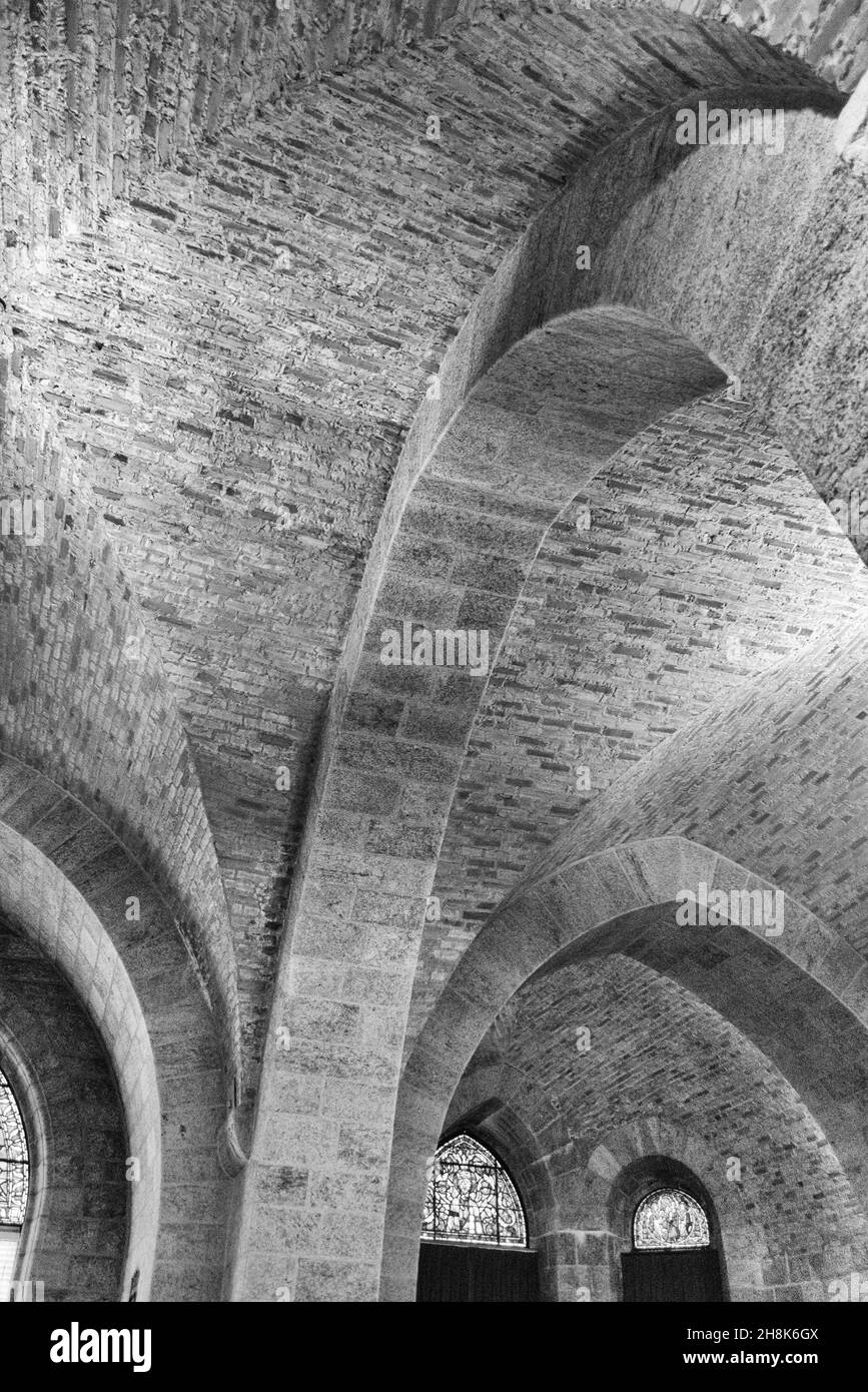 Brick arches pattern Black and White Stock Photos & Images - Alamy