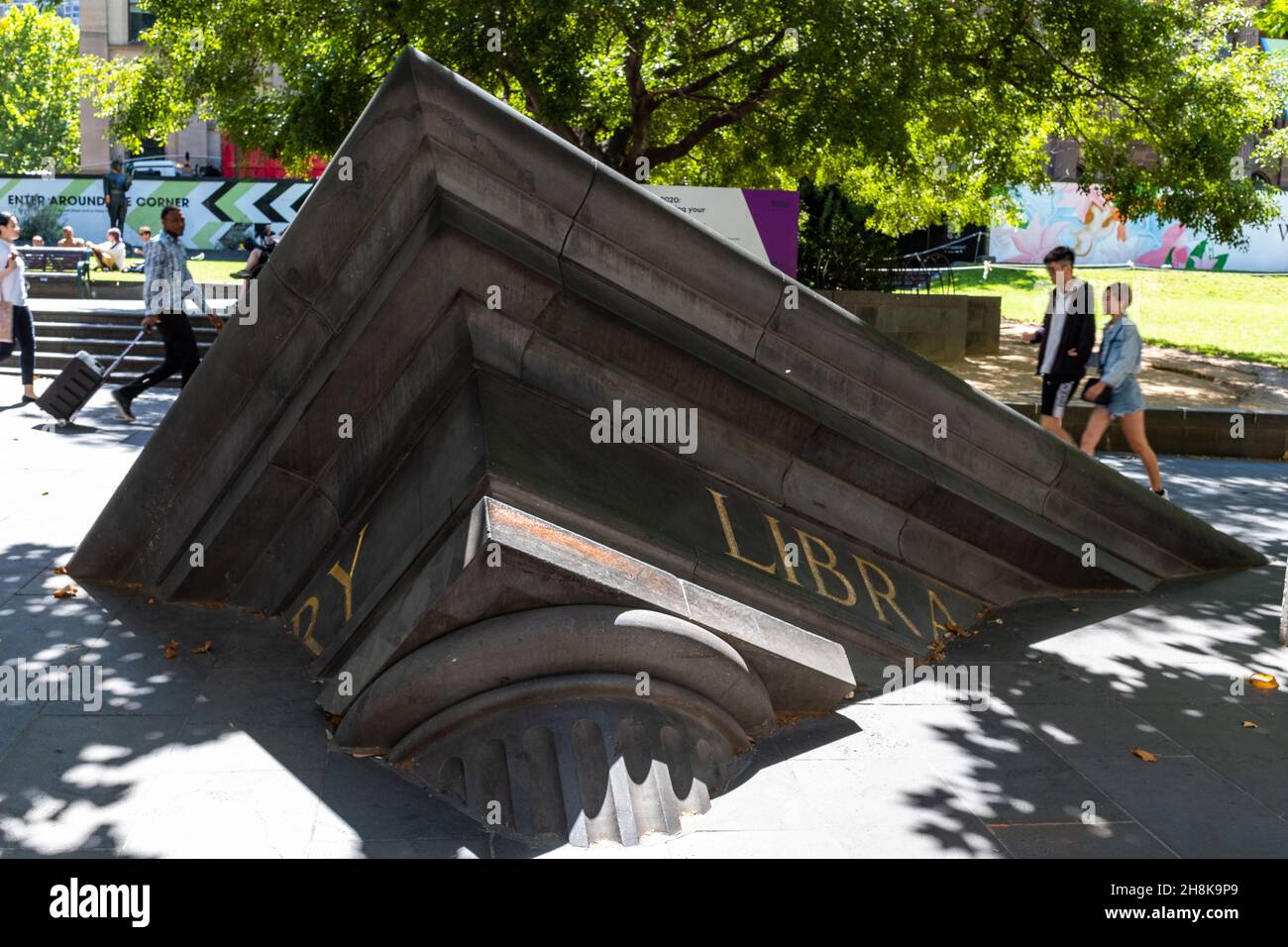 Building sinking hi-res stock photography and images - Alamy