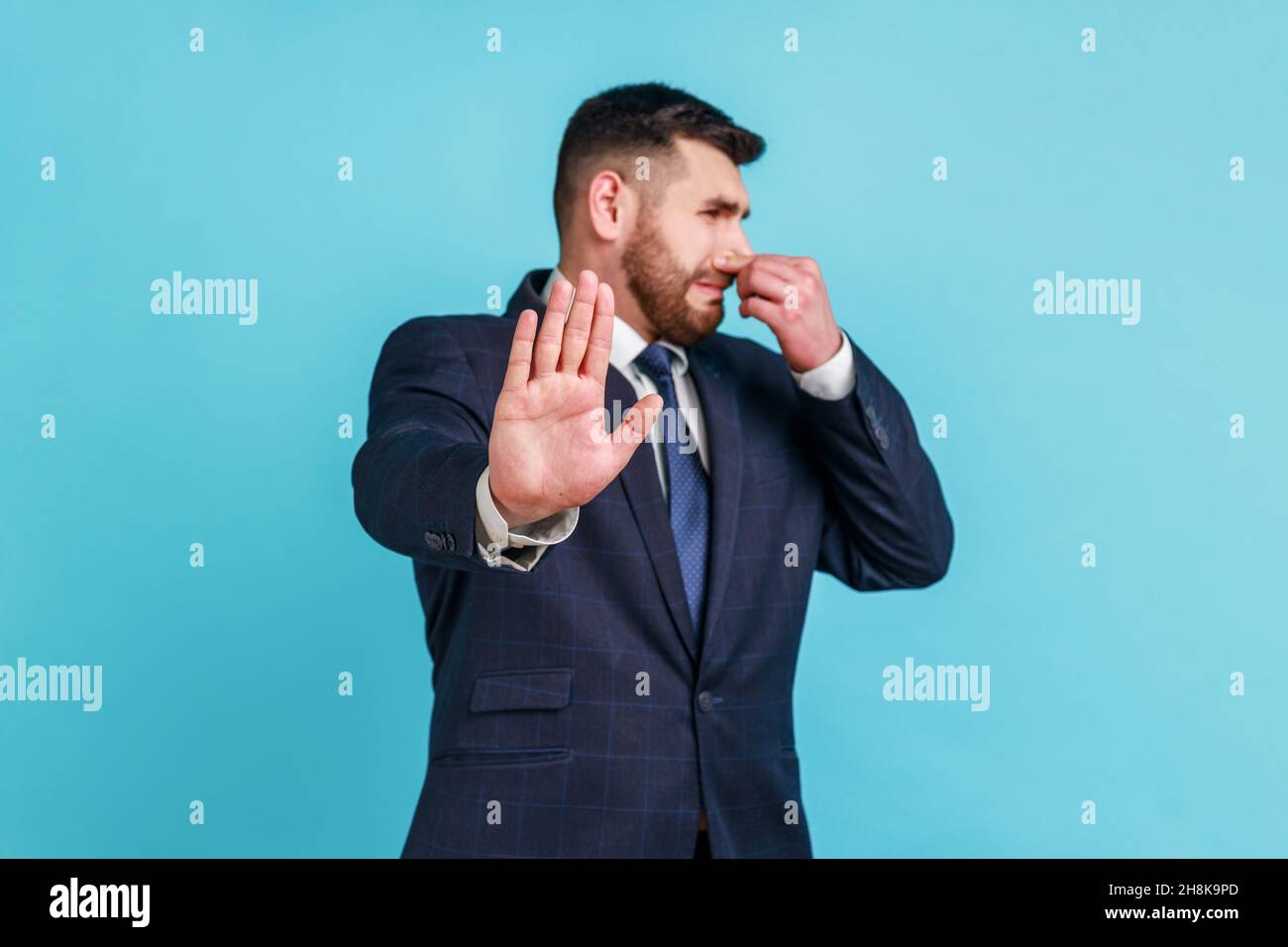 Man smell bad hi-res stock photography and images - Alamy