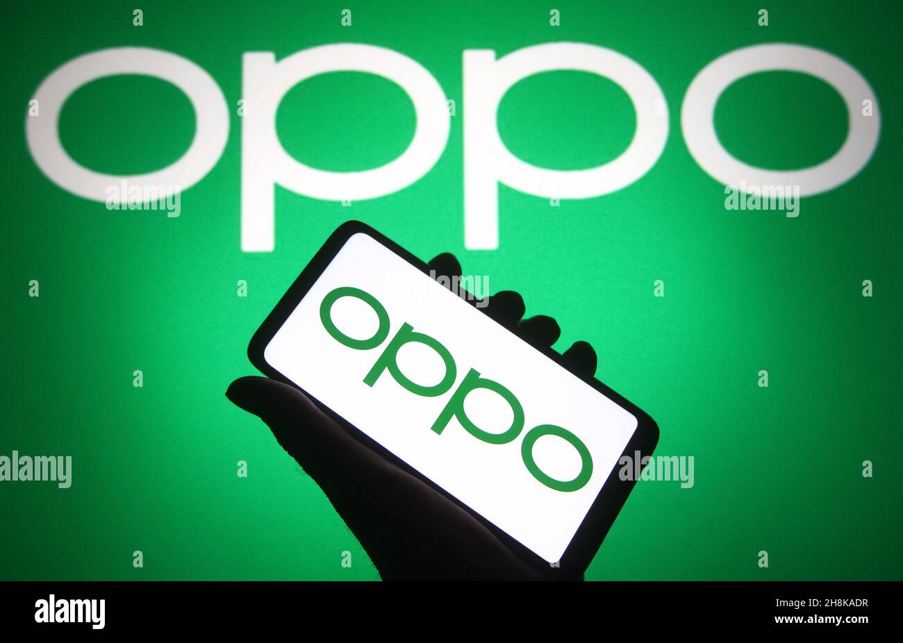Oppo logo hi-res stock photography and images - Alamy