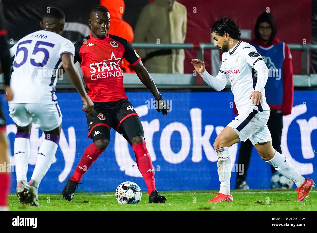 SERAING, BELGIUM - NOVEMBER 30: Ibrahima Cisse of RFC Seraing during ...