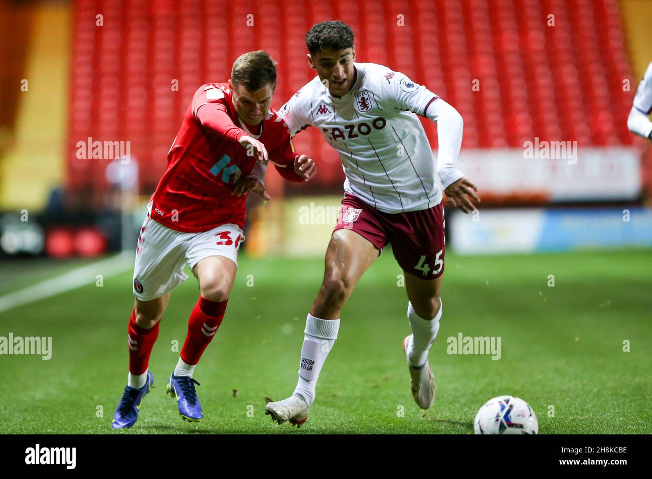 Aston villa vs charlton athletic hi-res stock photography and images ...