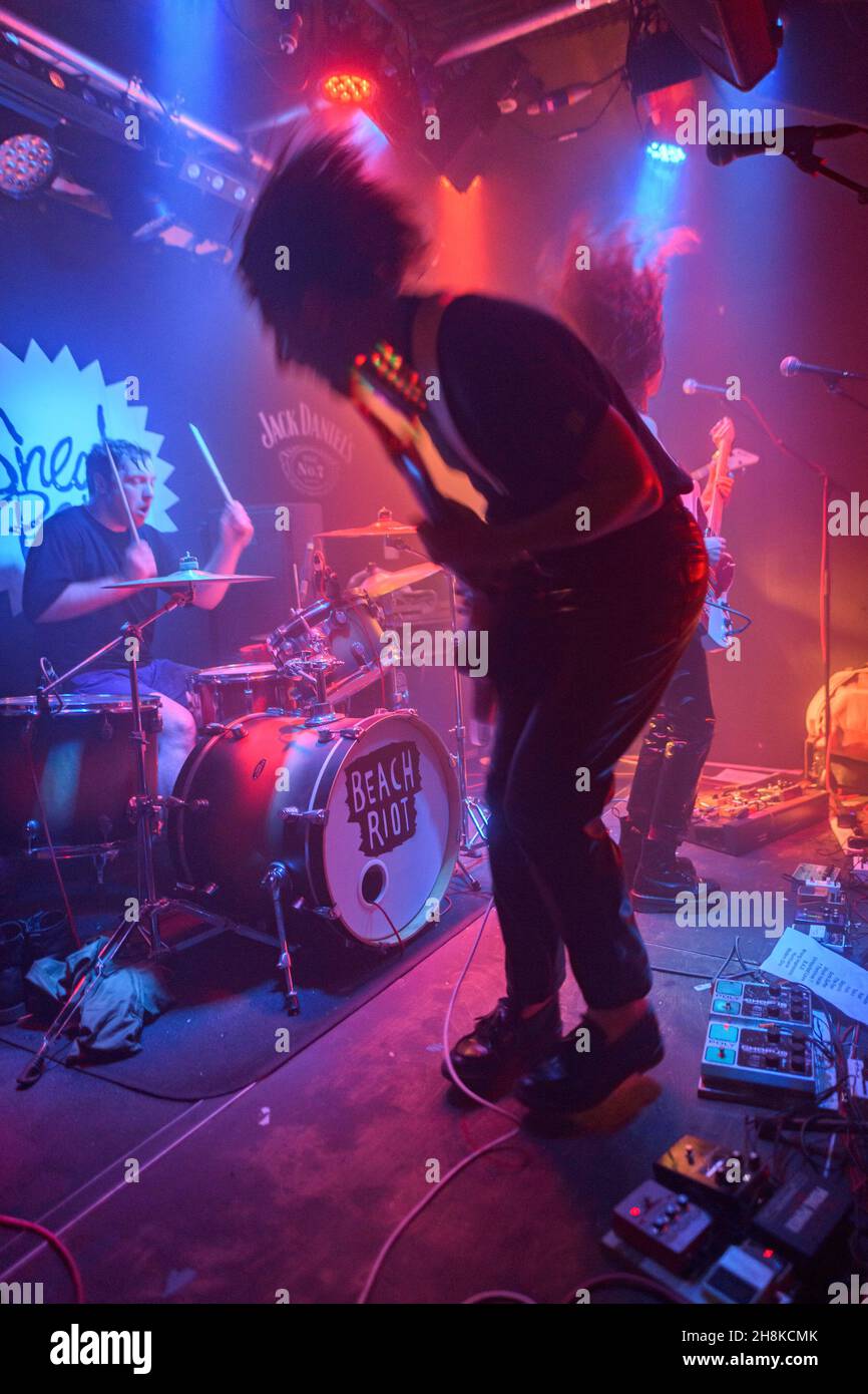Edinburgh, Scotland. Tue 30 November 2021. The band Beach Riot perform ...