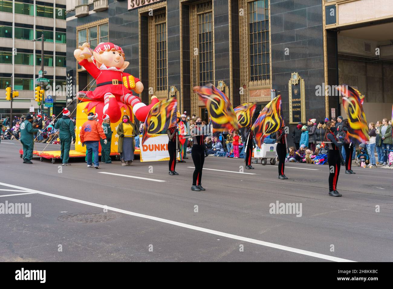 Philadelphia, PA, USA - November 25, 2021: A large elf Balloon in the ...