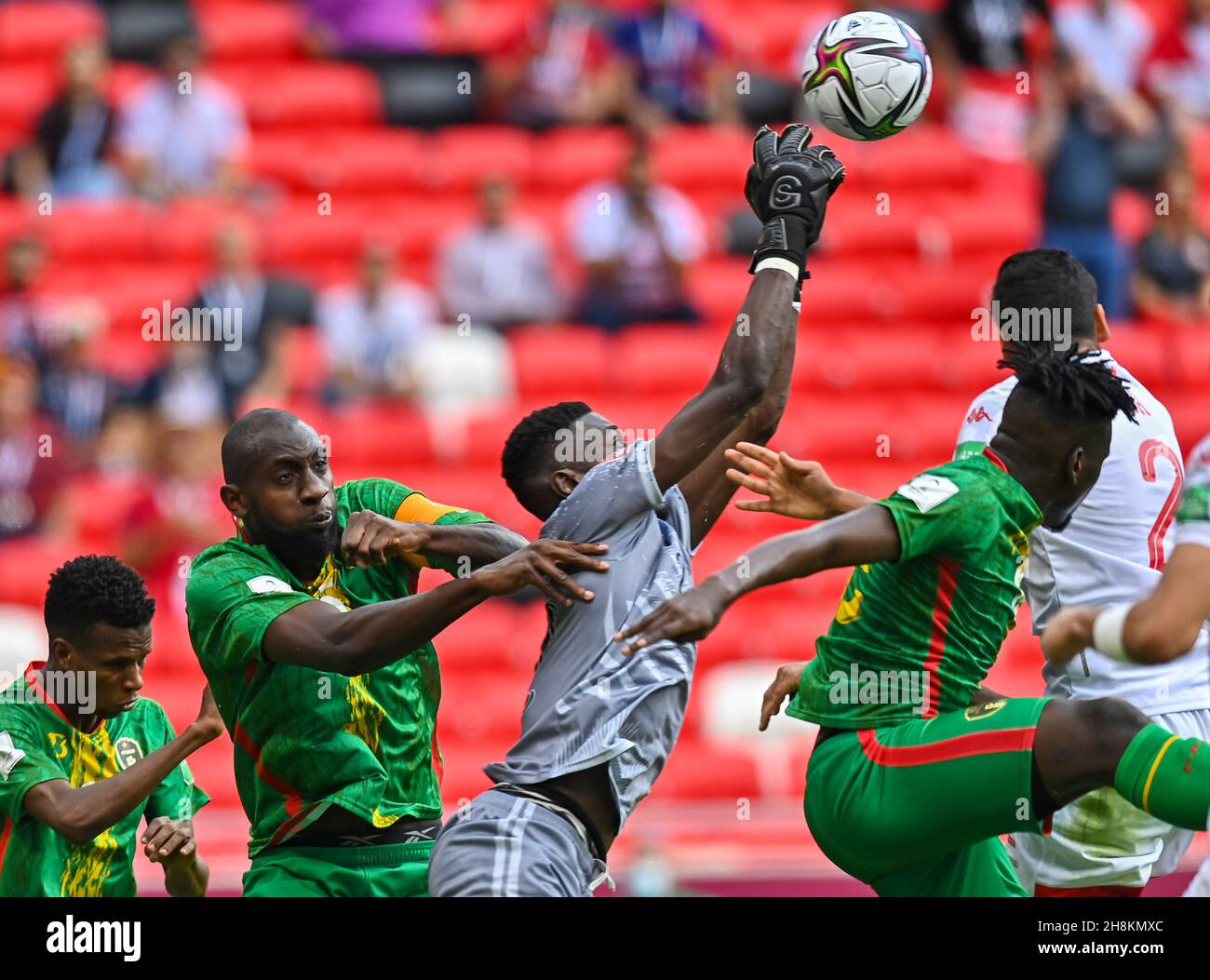 Al Rayyan, Qatar. 30th Nov, 2021. Mauritania's goalkeeper Diop Babacar ...